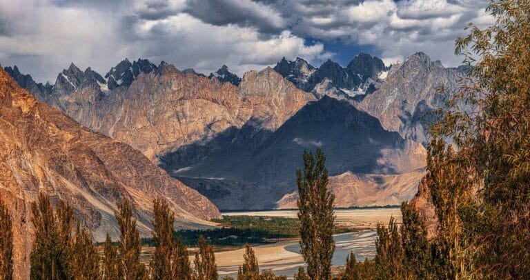 10 Incredible Reasons To Travel To Gilgit Baltistan – Adventure ...